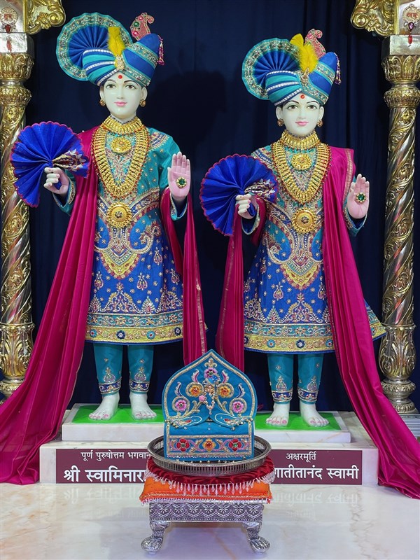 BAPS Shri Swaminarayan Mandir - Cleveland - Murti Darshan