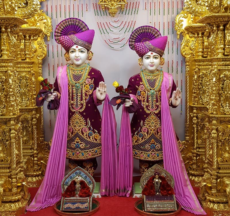 BAPS Shri Swaminarayan Mandir - Toronto - Murti Darshan