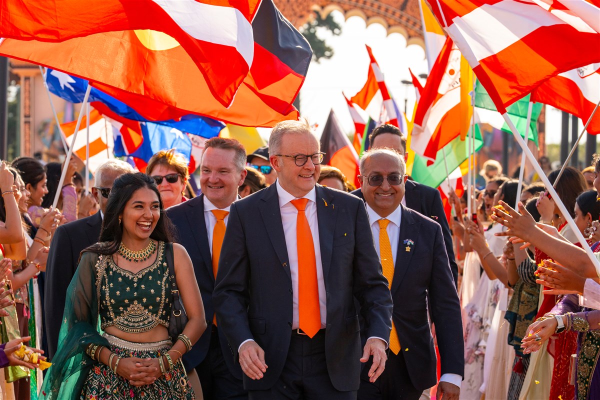 BAPS ହୋଲି ଉତ୍ସବରେ ଯୋଗ ଦେଲେ ଅଷ୍ଟ୍ରେଲିଆର ପ୍ରଧାନମନ୍ତ୍ରୀ ଆନ୍ଥୋନି ଆଲବାନିଜ Australian Prime Minister ...