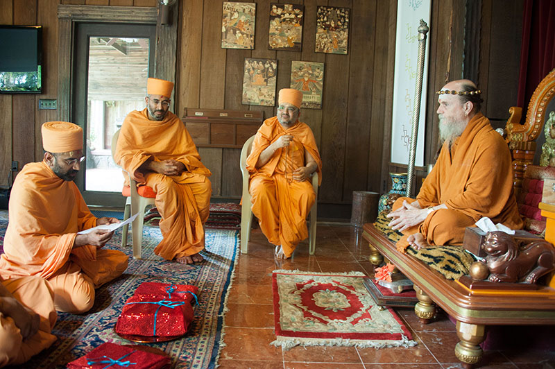 BAPS Sadhus Visit Kauai Hindu Monastery, Hawaii, USA