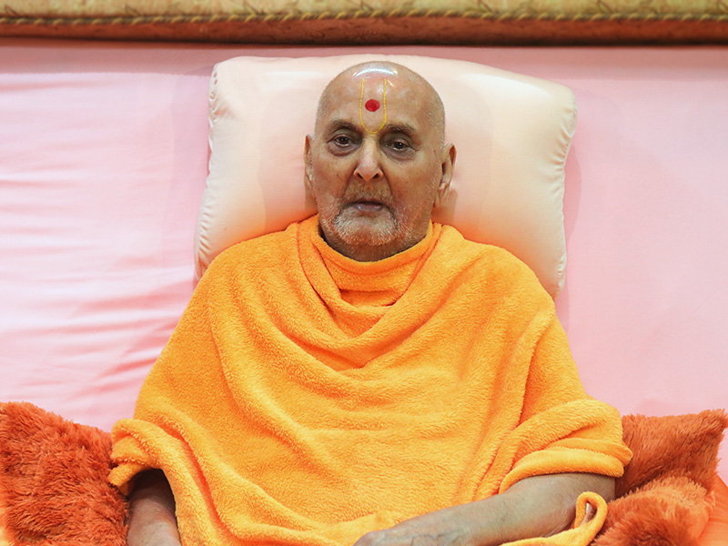 31 October 2013 - HH Pramukh Swami Maharaj's Vicharan, Sarangpur, India