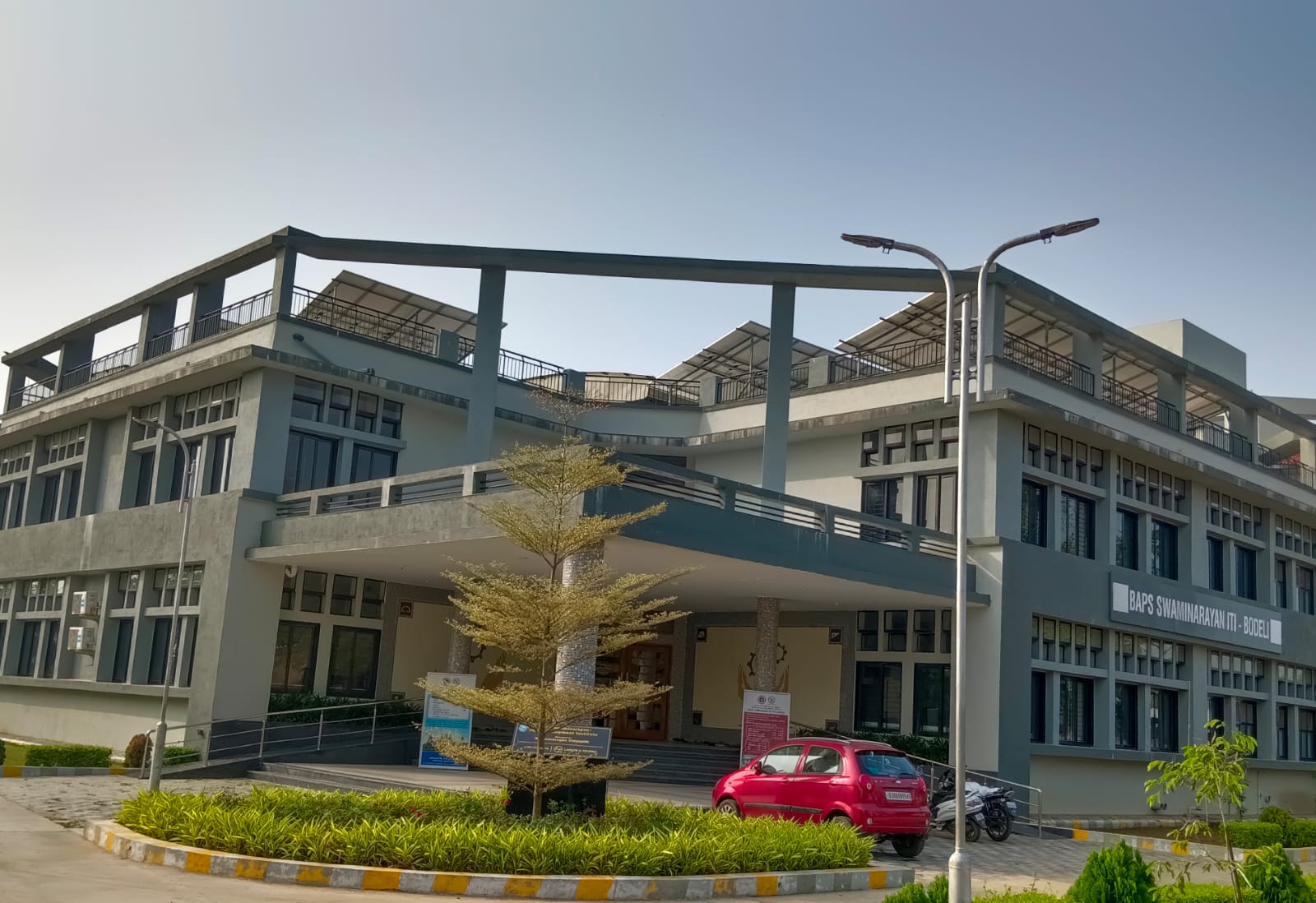 BAPS Swaminarayan ITI - Bodeli - Contact