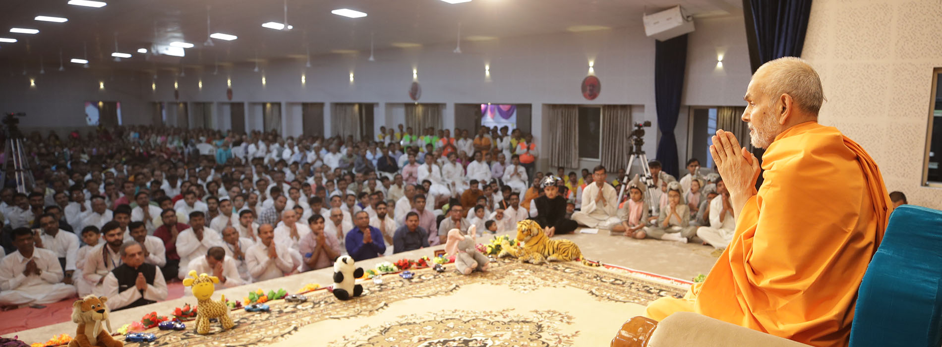 BAPS Shri Swaminarayan Mandir - Pune - Activities