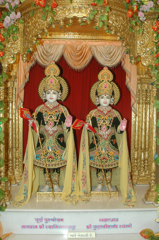 BAPS Shri Swaminarayan Mandir - Nadiad - Mandir Information