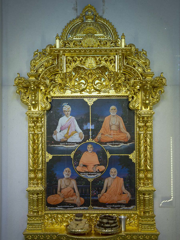 BAPS Shri Swaminarayan Mandir - Ahmedabad, Pune - Mandir Info