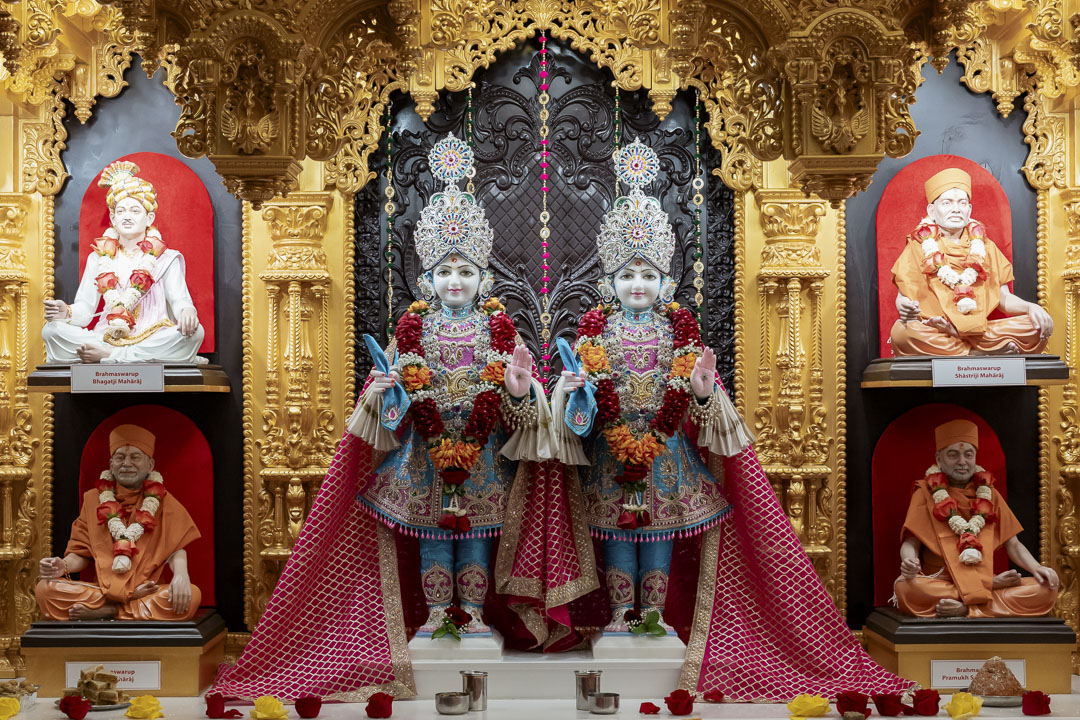 BAPS Shri Swaminarayan Mandir - Calgary - Mandir info
