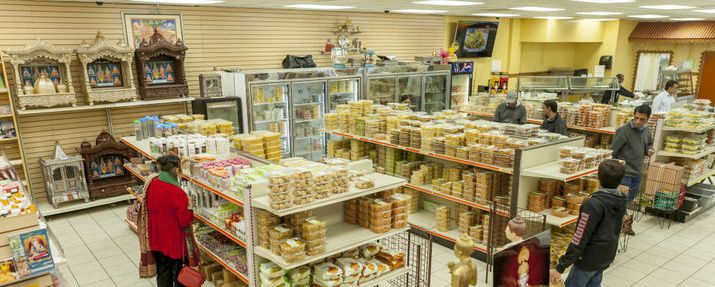 BAPS Shri Swaminarayan Mandir - Houston - Gifts & Snacks