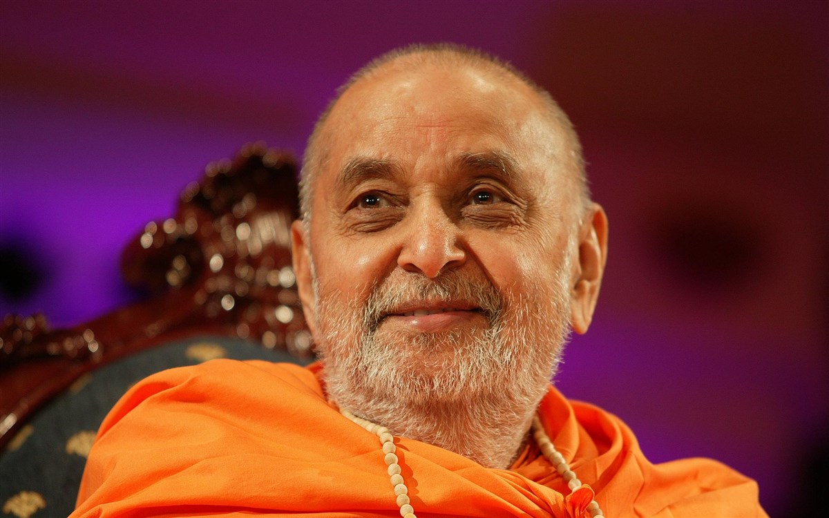 Tribute to Eternal Divinity: Pramukh Swami Maharaj