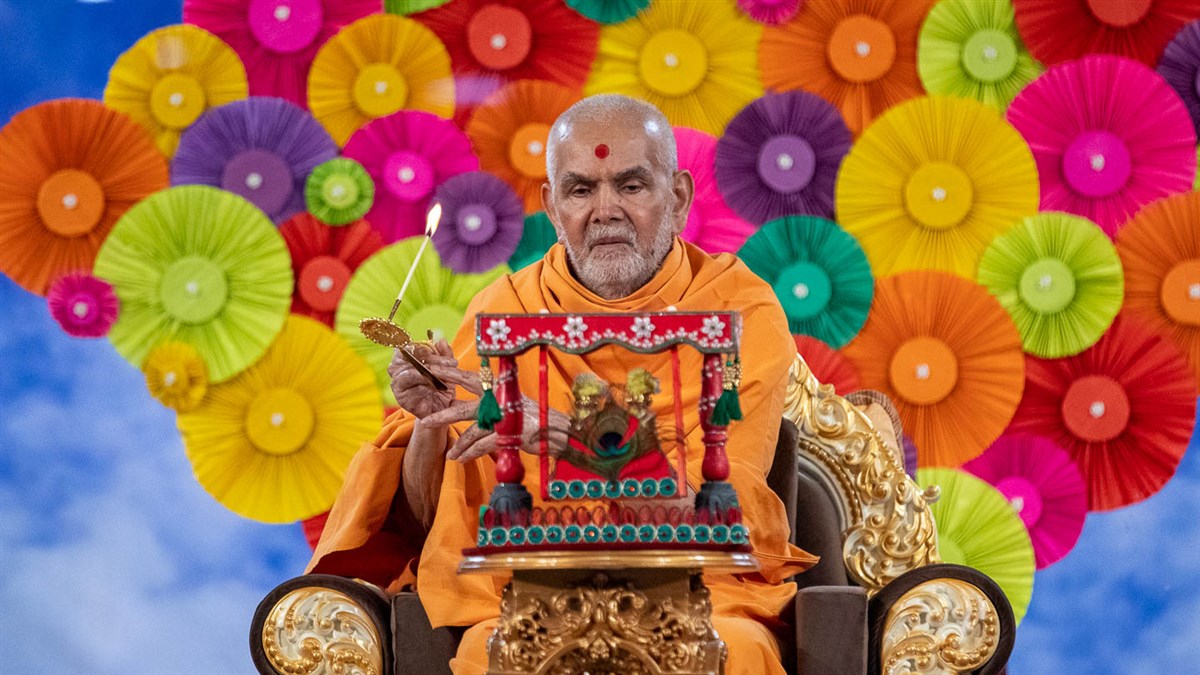 30 July 2022 - HH Mahant Swami Maharaj's Vicharan, Ahmedabad, India