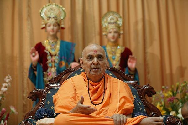 HH Pramukh Swami Maharaj's Vicharan, London, UK