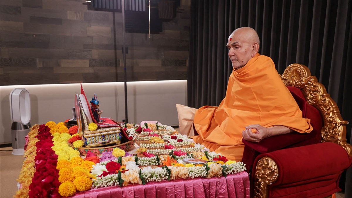13 December 2022 - HH Mahant Swami Maharaj's Vicharan, Ahmedabad, India