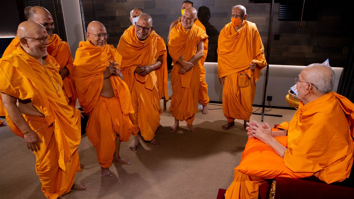 20 December 2022 - HH Mahant Swami Maharaj's Vicharan, Ahmedabad, India