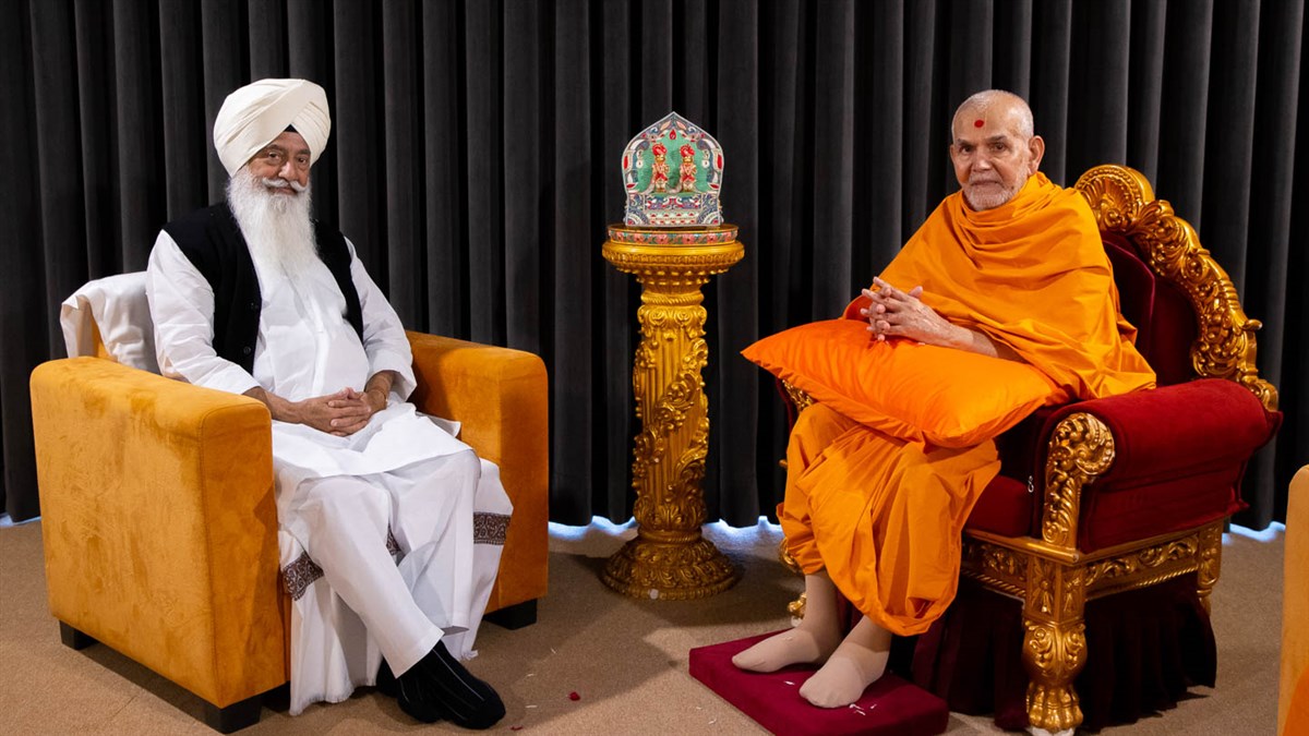 22 December 2022 - HH Mahant Swami Maharaj's Vicharan, Ahmedabad, India