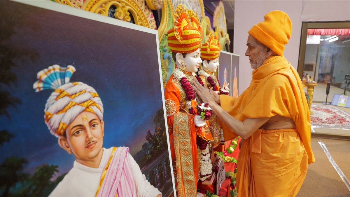 29 January 2023 - HH Mahant Swami Maharaj's Vicharan, Sarangpur, India