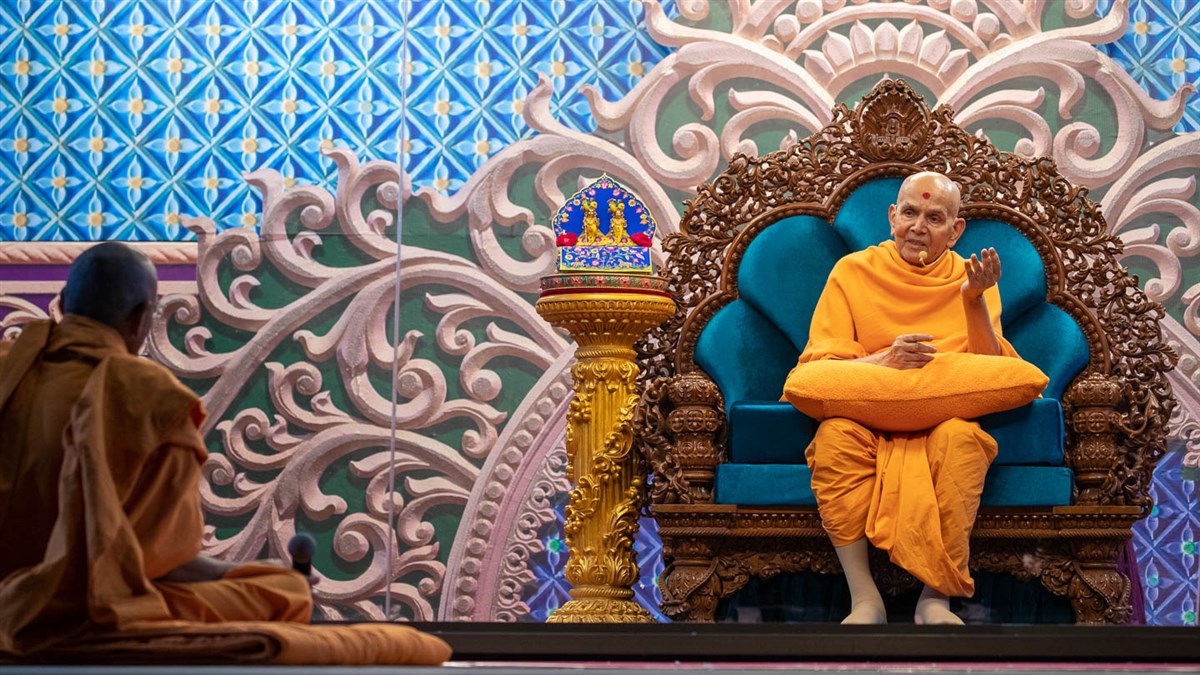 05 March 2023 - HH Mahant Swami Maharaj's Vicharan, Sarangpur, India