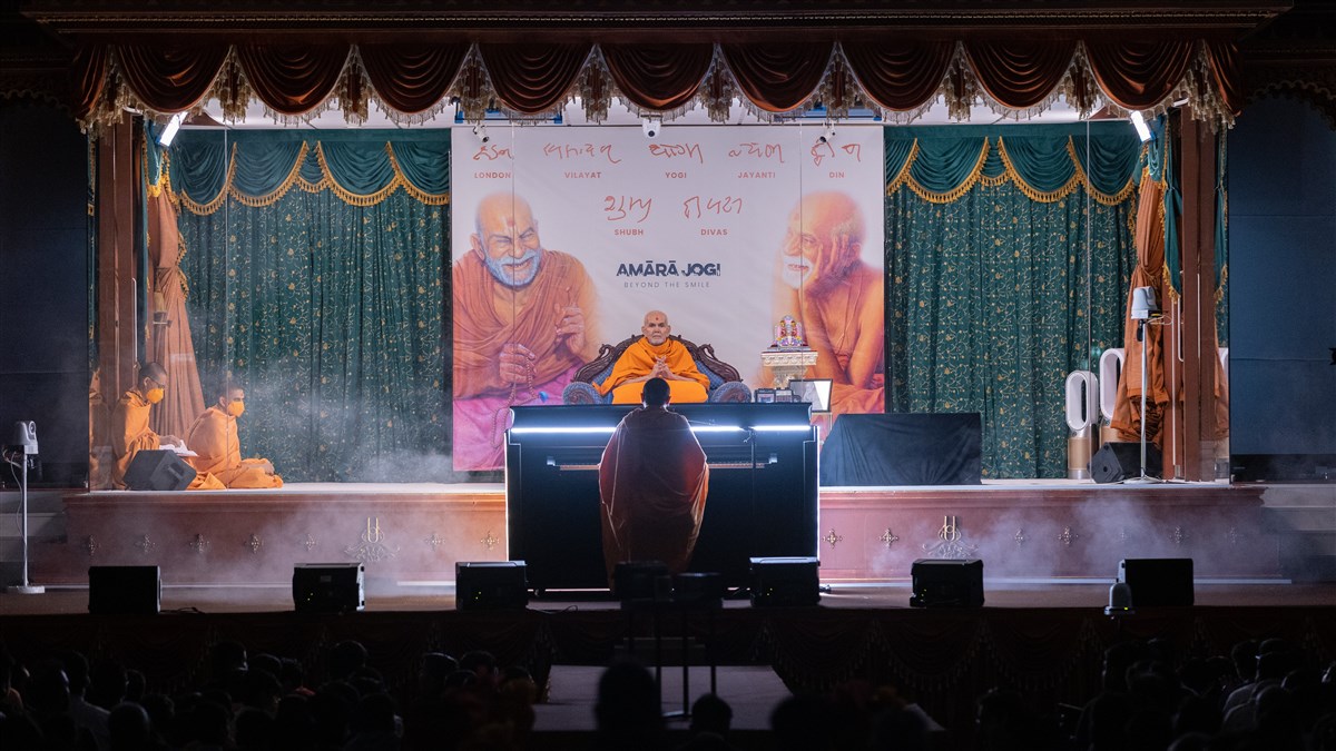 16 May 2023 - HH Mahant Swami Maharaj's Vicharan, London, UK