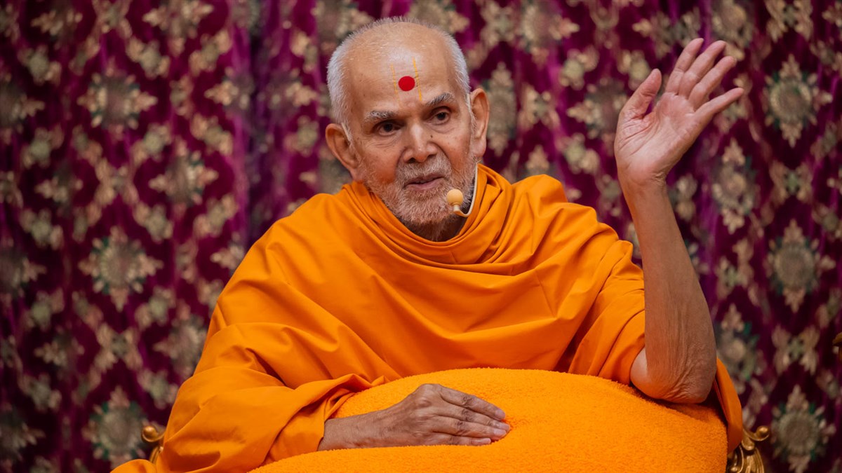 14 May 2024 - HH Mahant Swami Maharaj's Vicharan, Sarangpur, India