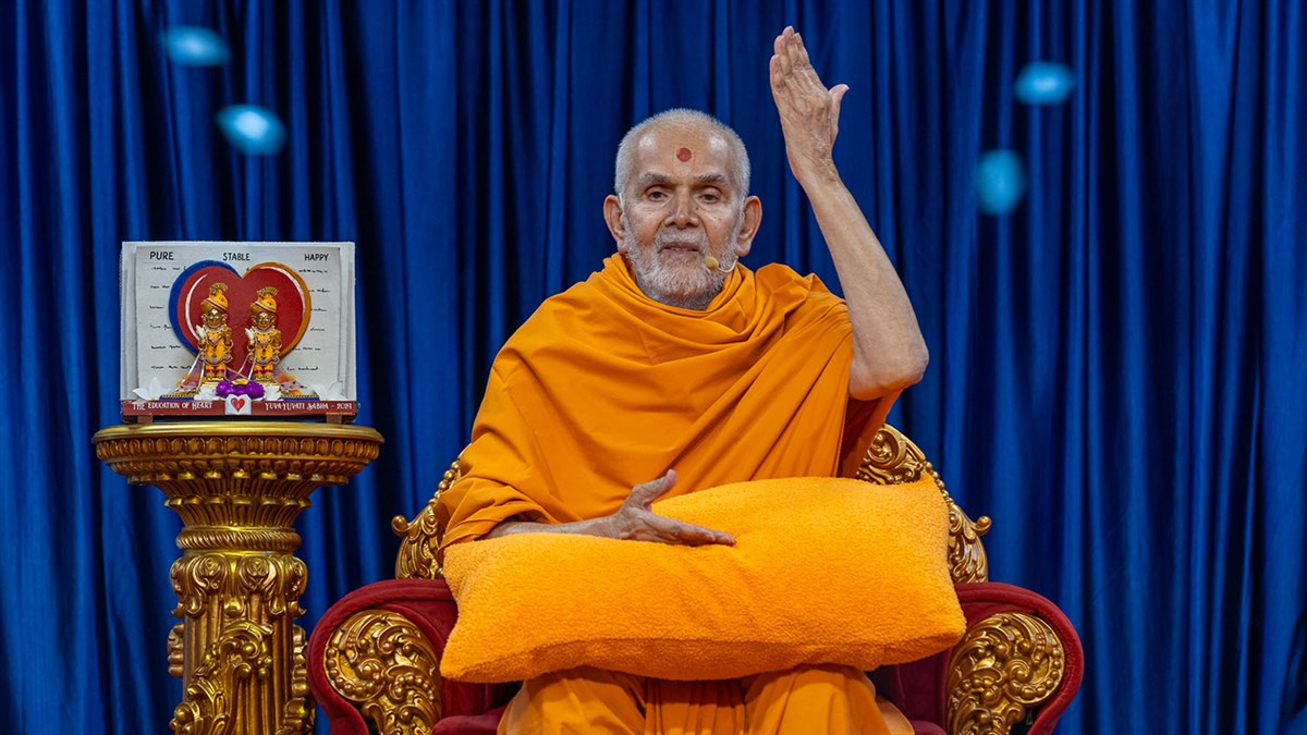 18 May 2024 - HH Mahant Swami Maharaj's Vicharan, Sarangpur, India