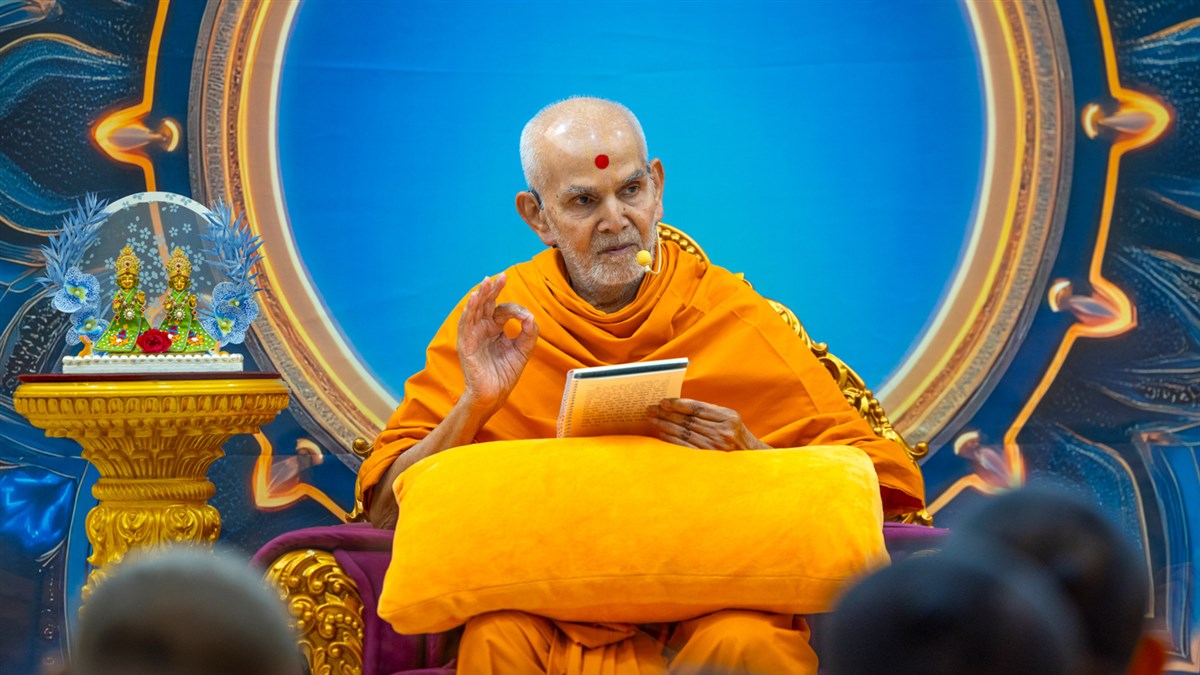 26 May 2025 - HH Mahant Swami Maharaj's Vicharan, Kanad, Surat, India