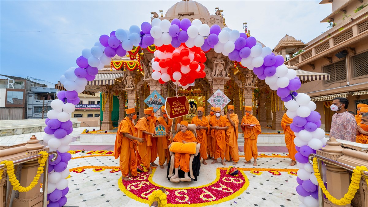 29 July 2025 - HH Mahant Swami Maharaj's Vicharan, Anand, India